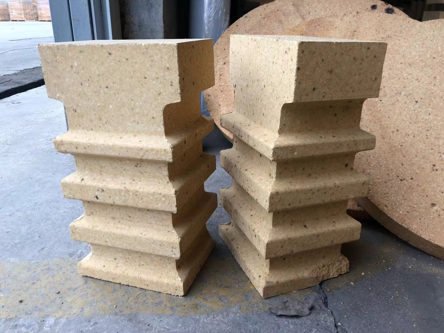 Custom refractory Hanging Brick For Roof Of High Temperature Furnace